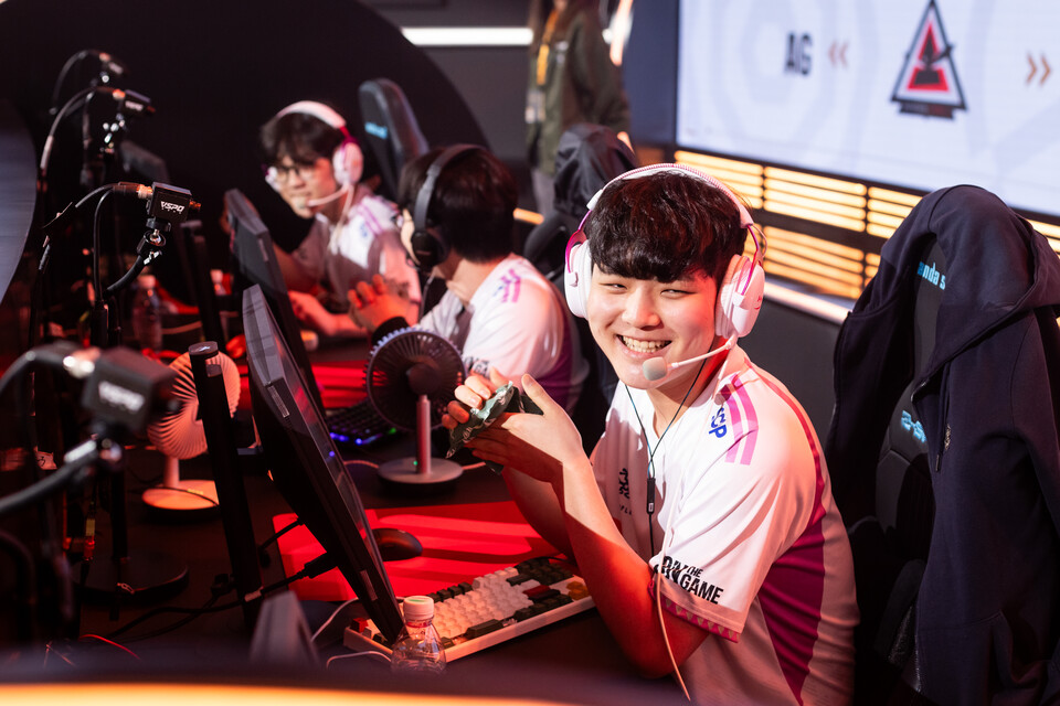 [PGS 4] GNL·광동·DK, 일제히 '빨간불'…교전력·자신감↓