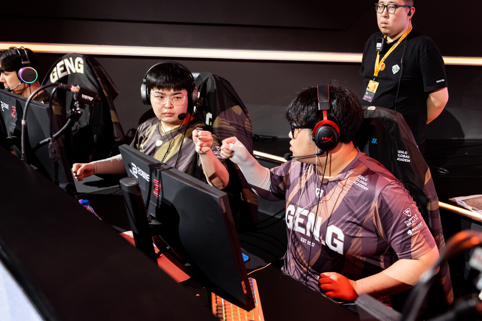 [PGS 4] 젠지, 파이널 4위 유지…선두 이아레나와 40점 차