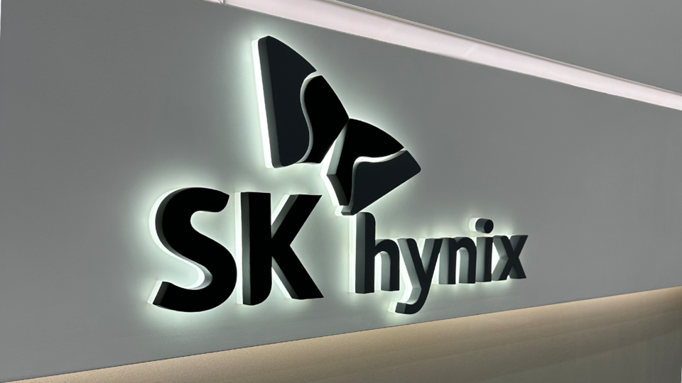 "비수기에 역대 2위 기록이라니"…SK하이닉스, 1Q 7.4조 벌었다